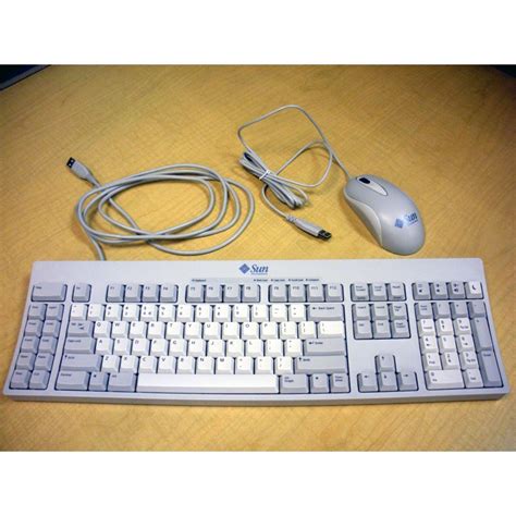 Sun X3731a Type 7 Usb Pc Keyboard 320 1366 And Usb 3 Button Optical Mouse