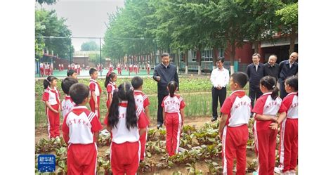 Китайският лидер отправи поздрави по повод Международния ден на детето