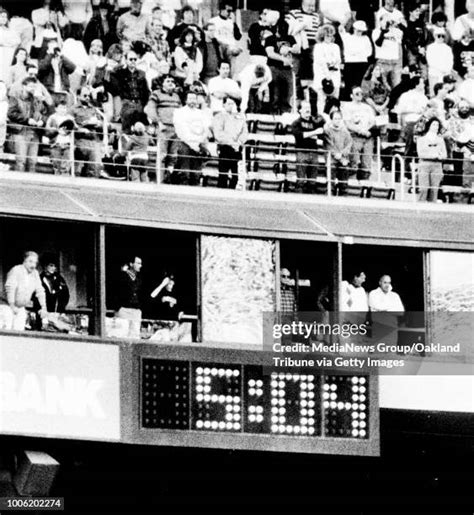 Candlestick Park Earthquake Photos And Premium High Res Pictures Getty Images