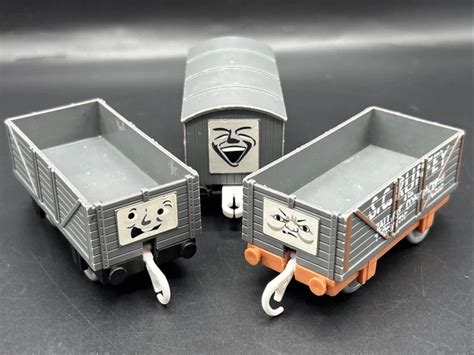 Tomy Thomas The Tank Trackmaster Troublesome Trucks X 3 Grey Gullane