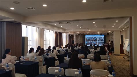 Олон улсын мэргэжилтэн багш нар зочлох үйлчилгээний сургалт зохион байгуулж байна Humanz