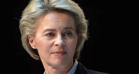 «Фрау Геноцид Урсулу фон дер Ляйен оскорбили в Европарламенте Телеканал 360 и Онуфриенко Дзен