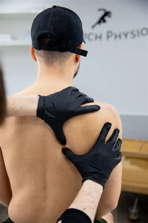 Frozen Shoulder Crouch Physio