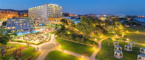 St Raphael Resort Limassol 5 • Castaways