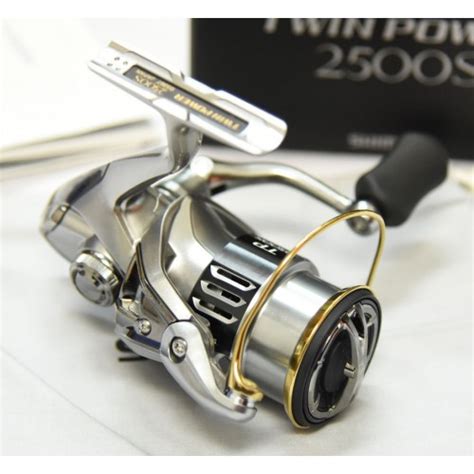 Купить катушку Shimano 15 Twin Power 2500s