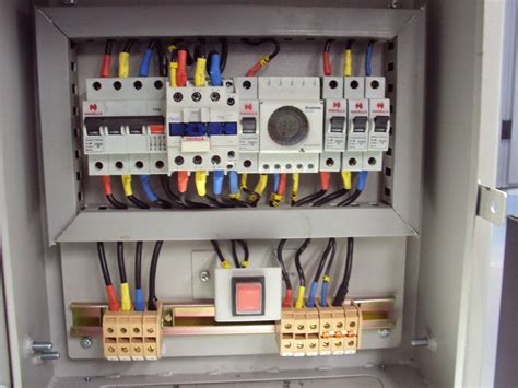 Power Engineering Fuse MCB MCCB Selection For Motor DOL Starting