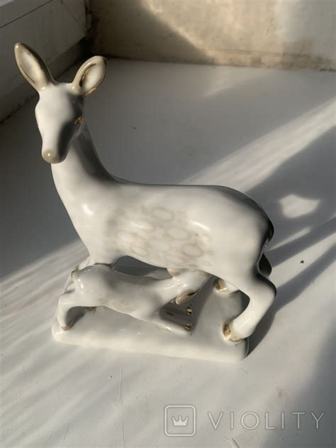 Статуетка фарфорова з маркіровкою 115023825 купити Violity