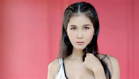 Bintang Porno Nong Natt Tampil Bugar Siap Hajar Lawan Main Poskota