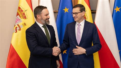Abascal Se Reúne Con Morawiecki Para Abordar El Futuro De La Ue