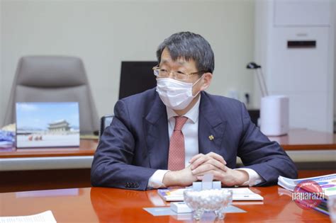 Л Энх Амгалан Орон сууцны нэгдүгээр давхрыг цэцэрлэгийн зориулалтаар худалдаж авна