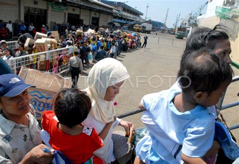 Sea Mud Flow Antara Foto