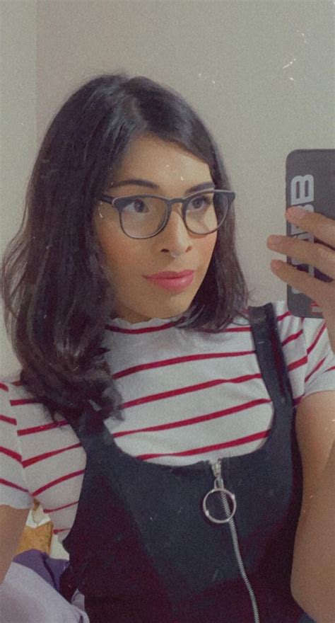 Sexy Woman Shared With Permission Bild