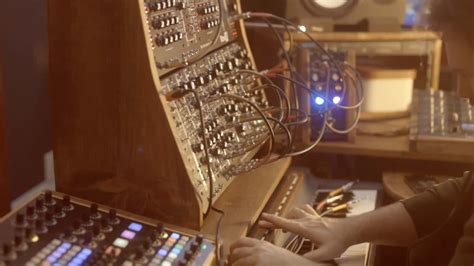 Moog Format Modular Synth Performance ‘cycles Of Life Synthtopia