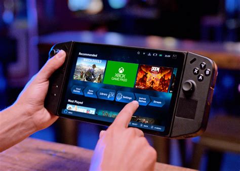 Microsoft работает над сверхмощным Xbox нового поколения и возможно портативной консолью