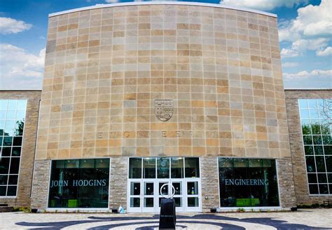 Jhe Building Atrium Exterior Landscaping Gs Wark Construction