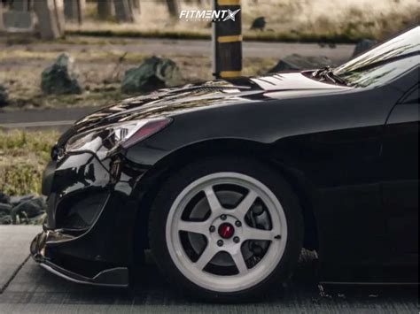 2013 Hyundai Genesis Coupe 20t With 18x85 Aodhan Ah08 And Vercelli