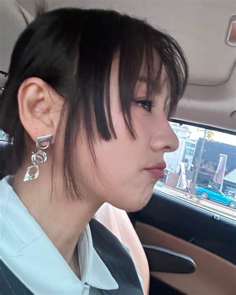 이효리 새로운 헤어스타일 뜨거운 반응…옆선 무슨 일 네이트 연예