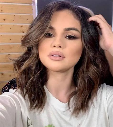 Need Someone To Worship My Big Daddy Dick For Selena Gomez Scrolller