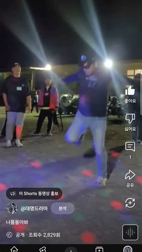 사진찍어주는택배기사 패닝샷 사진계정맞팔 바이크카페 밤바리 자동차 사진찍어주는택배기사 커피스타그램 주행샷 액자