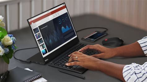 Lenovo Announces New 14 Inch Touchscreen Portable Monitor The ThinkVision M14t Geek Culture