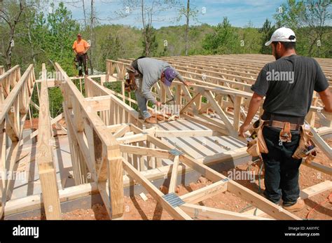 A Carpenter Is Framing A Wall That Is 8 Feet High At Jacob Lutz Blog