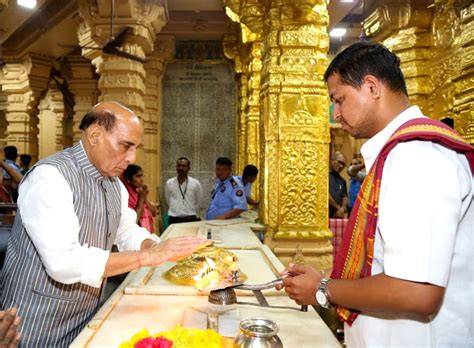 gir somnath defence minister rajnath singh performs rituals at somnath