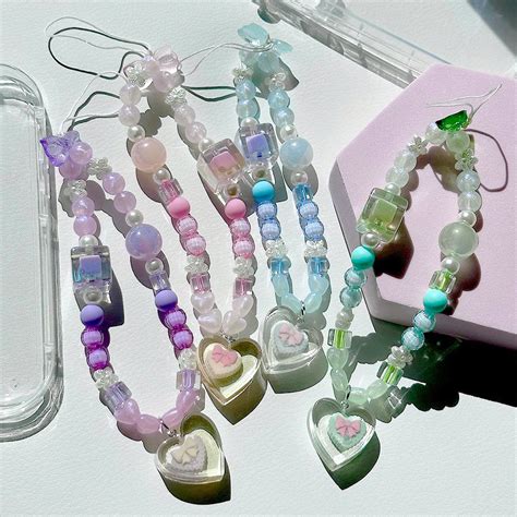아뜨마켓 키치 휴대폰 비즈 스트랩 모음전 핸드폰 아이폰 갤럭시 폰스트랩 파스텔 하트 핑거 키링 가방 고리