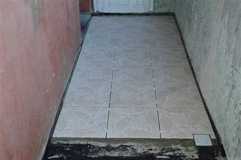 Пол на балконе из плитки 30 фото