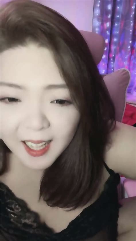 超级爆乳肥臀女主播简直极品 01 Eporner