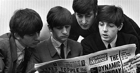 Celebrities Reading Newspapers Quiz
