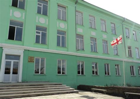 გალაკტიონ ტაბიძის სახელობის ხაშურის 6 საჯარო სკოლა