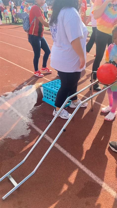 Beth Mccain Beththeentertainer • Instagram Photos And Videos