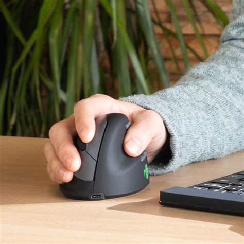 R Go He Break Vertical Mouse From Posturite