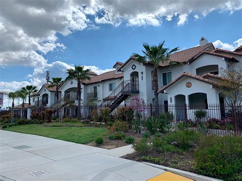 7525 N Willow Ave 7525 N Willow Ave Fresno Ca 4 Units Available