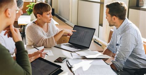 Experience Leaders Top 5 Challengesand How To Address Them WSJ