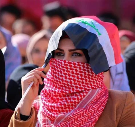 Awene24 پارتیەک بە جامانەی سوورەوە بەشداری