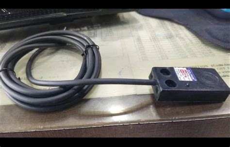 Square Type Proximity Sensor At ₹ 350piece Proximity Switch In