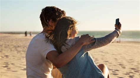 “soft Launch” Der Neue Weg Die Eigene Beziehung Zu Verkündigen Gq