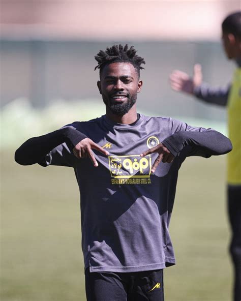 عکس بازی‌های سپاهان ۳ بر صفر می‌شود؟ شایعات جنجالی پشت سر وینگر دو