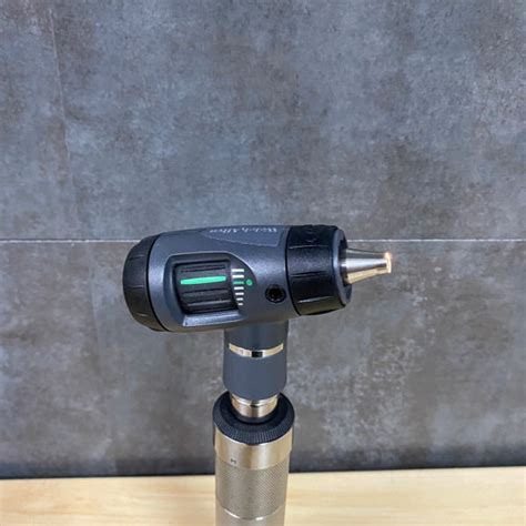 Old And Refurbished Equipments Welch Allyn MacroView Otoscope Replacement Bulb