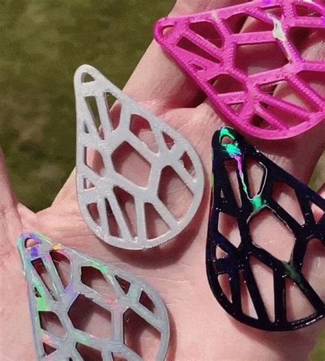 Holographic Rainbow Reflective 3d Prints 3d Printing On Diffraction Grating Sheets 3d