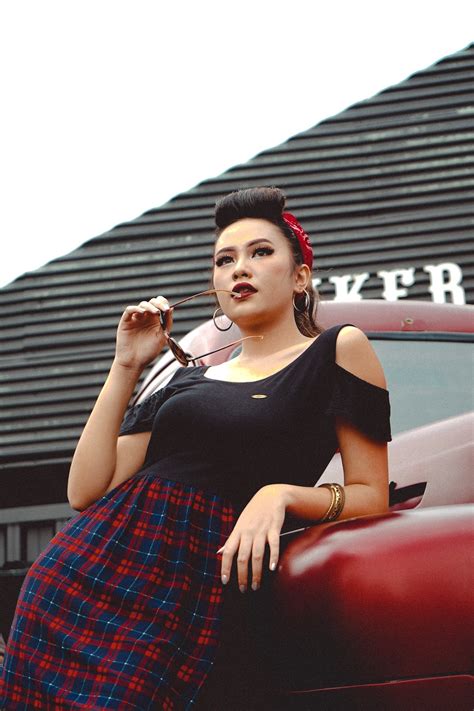 20 Ways To Achieve Pin Up Fashion Style Panaprium