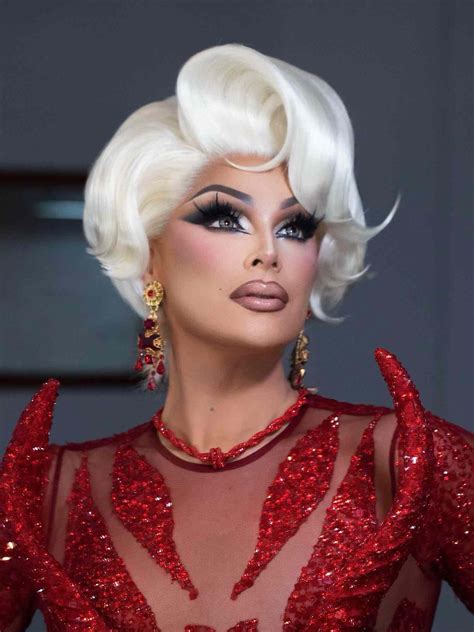Valentina Makeup Drag Mugeek Vidalondon