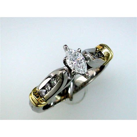 Discover The Timeless Elegance Of Our Royal 14k White Gold Marquise Di