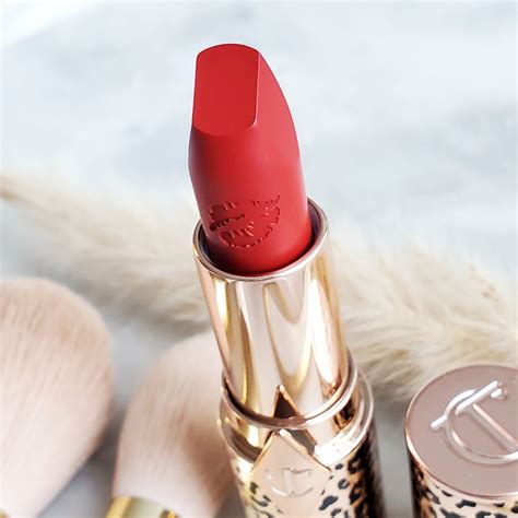 SEXY SULTRY RED LIPSTICKS YOU NEED The Chic Confidential