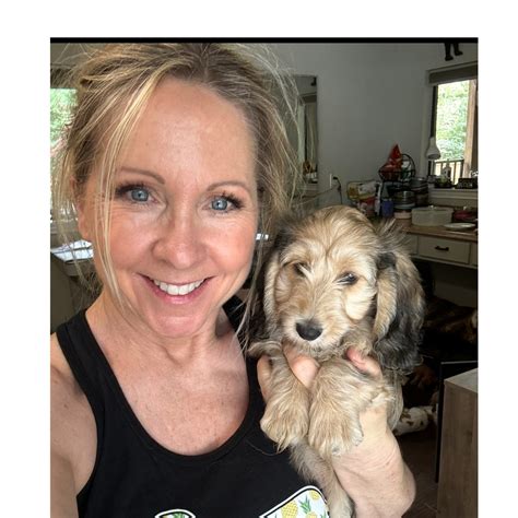 Never Has A Piece Of Wood Looked More Like A Dead Bird😩😩and Shes