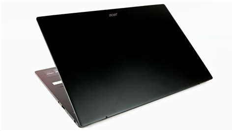 Acers New Swift Edge Oled Laptop Is A Half Inch Thin Lbs And Setting Records Windows