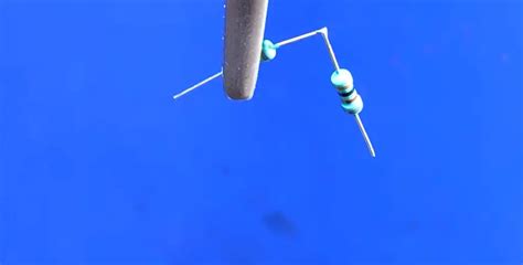 Does A Resistor Reduce Voltage ElectronicsHacks