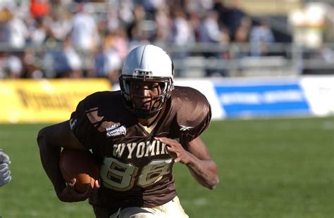Former Wyoming Wr Malcolm Floyd Is Finalist For Polynesian Hof