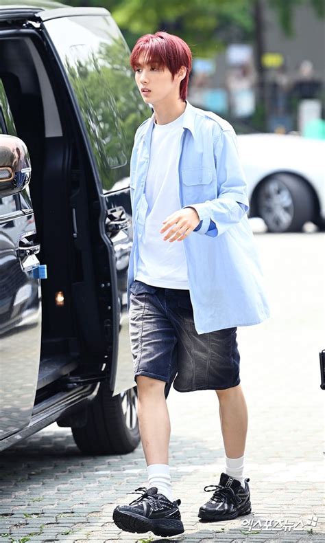 투어스 영재 눈에 띄는 빨간 머리 엑s Hd포토 네이트 연예